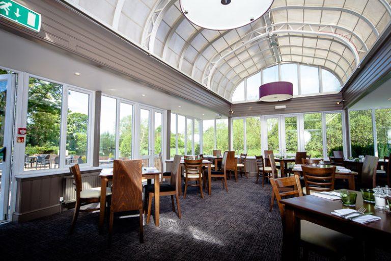 DINING – Rose & Crown Hotel – Salisbury